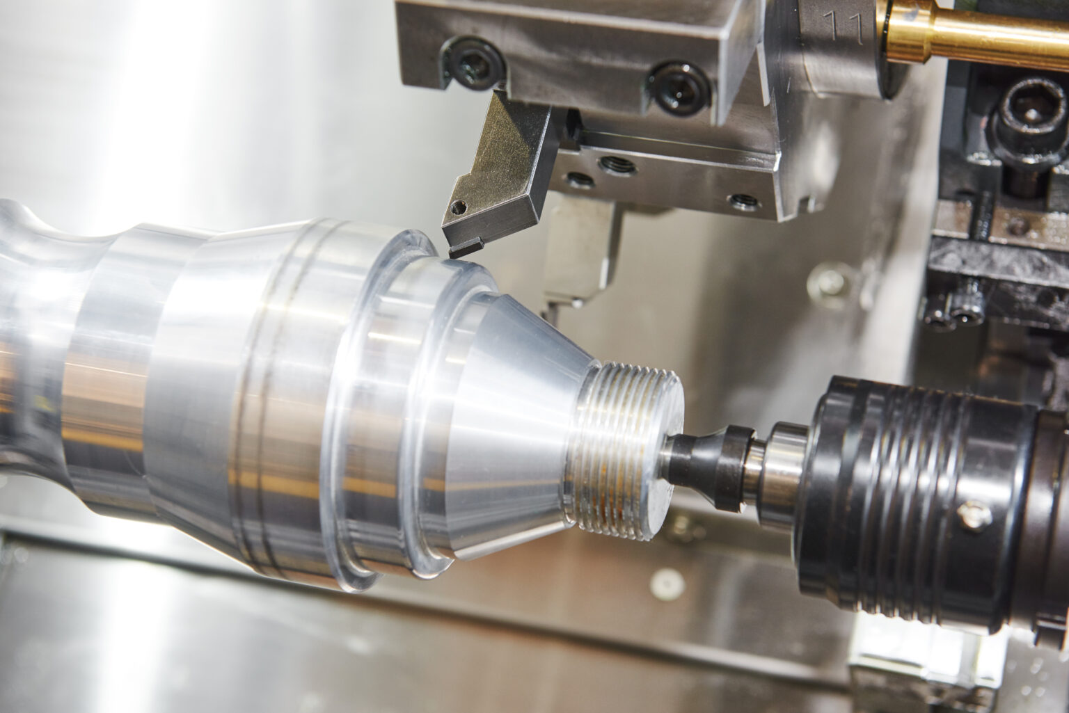 アルミ合金A5052とA6063の比較：特性・強度・加工性を徹底解説 - 大阪府守口市の金属加工ならフィリール｜精密加工・量産・試作対応可能